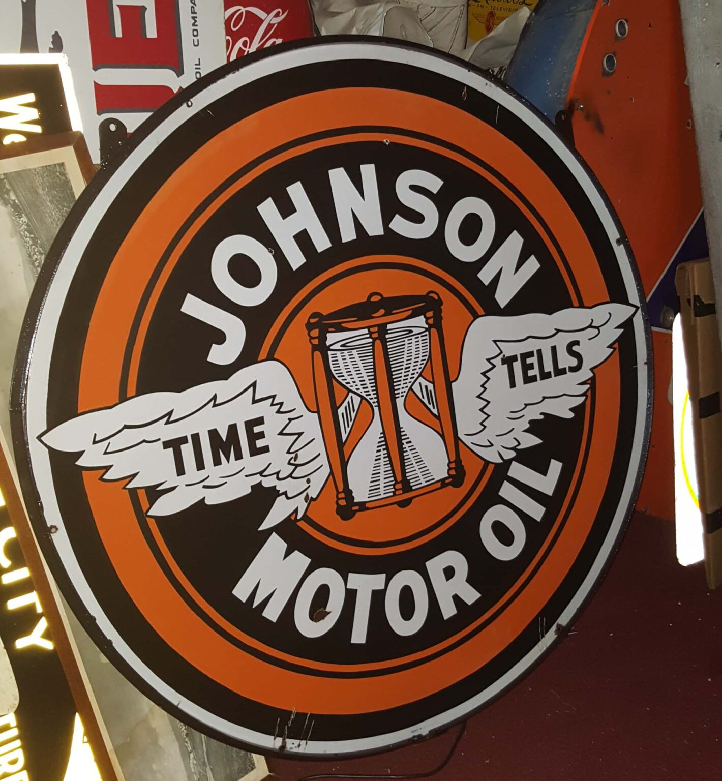 Discover the World of Vintage Old Signs and Neon Clocks-Blog